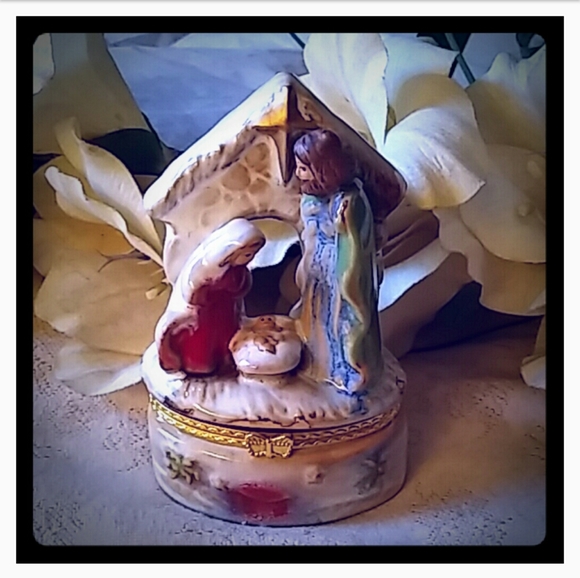 Vintage | Holiday | Vintage Nativity Manger Scene Trinket Box | Poshmark